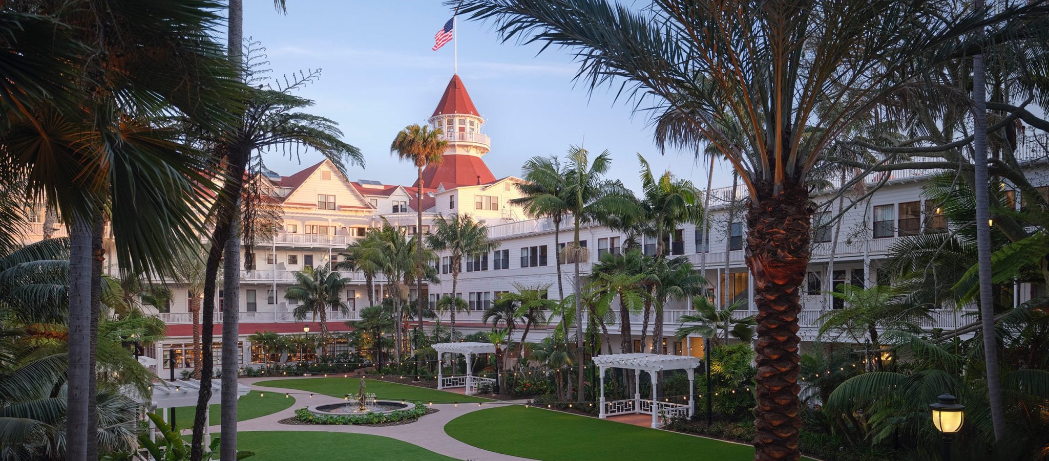 The Victorian - Hotel del Coronado