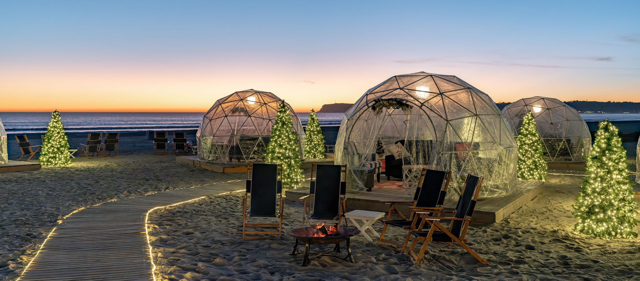 Beachside Igloo | Celebrate the Holidays at Hotel del Coronado
